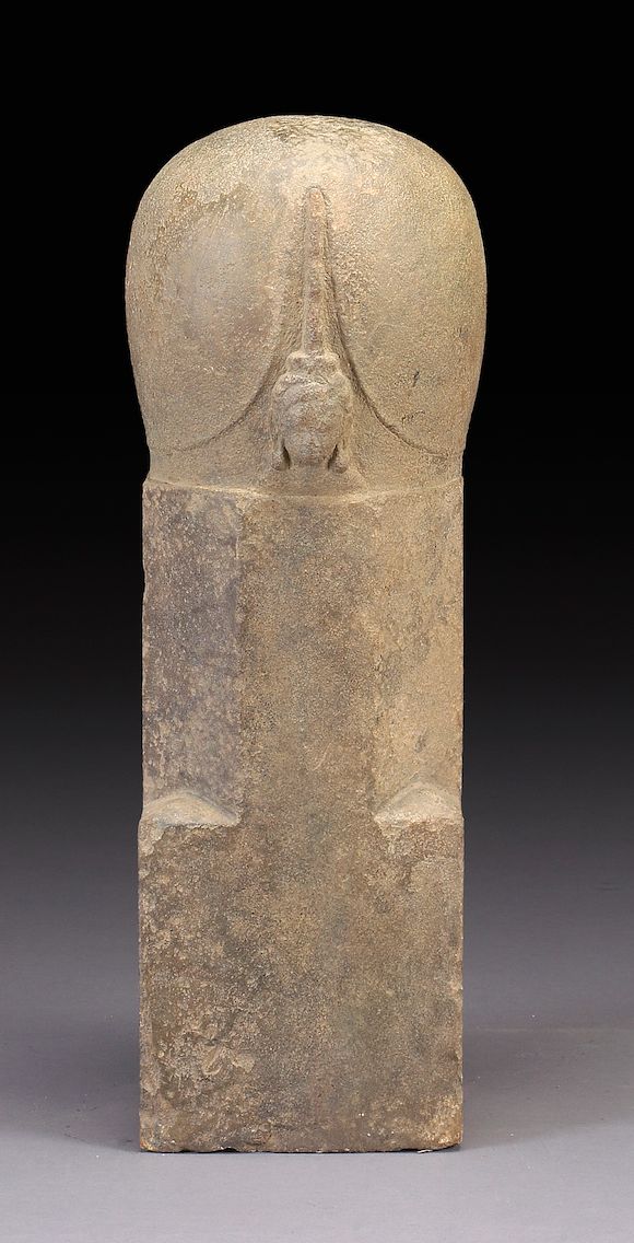 Bonhams : A carved sandstone mukhalinga Pre-Angkor Period, 8th Century