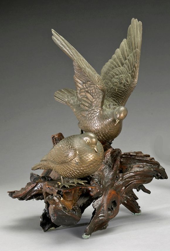 Bonhams : A pair of bronze doves on a wood base Maruki Company, Meiji ...