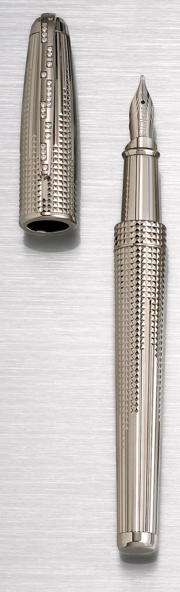 Bonhams : Platinum Diamonds Fountain Pen by S.T. Dupont