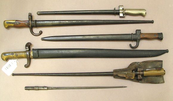 Bonhams : A lot of six French bayonets