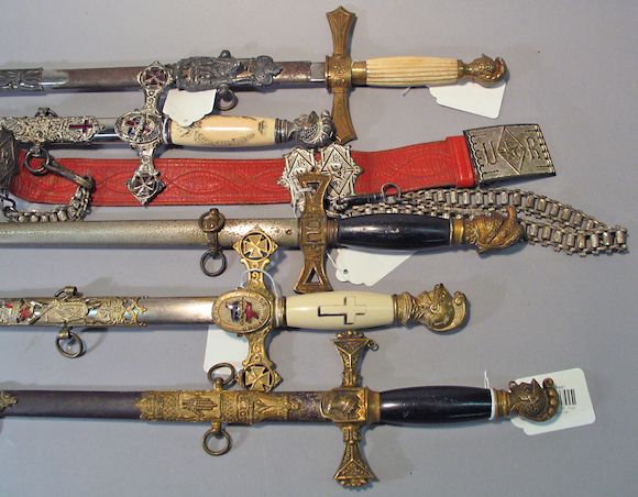 Bonhams : A lot of five American fraternal order swords
