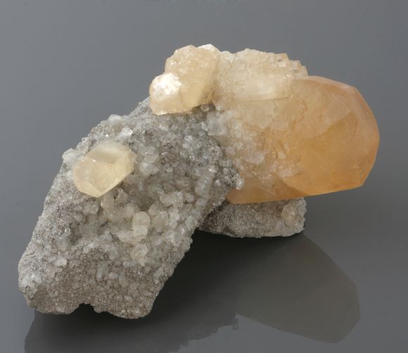Bonhams : Calcite Crystals on Matrix