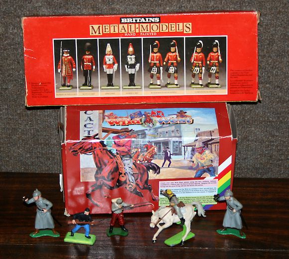 Bonhams : William Britains Plastic Figures