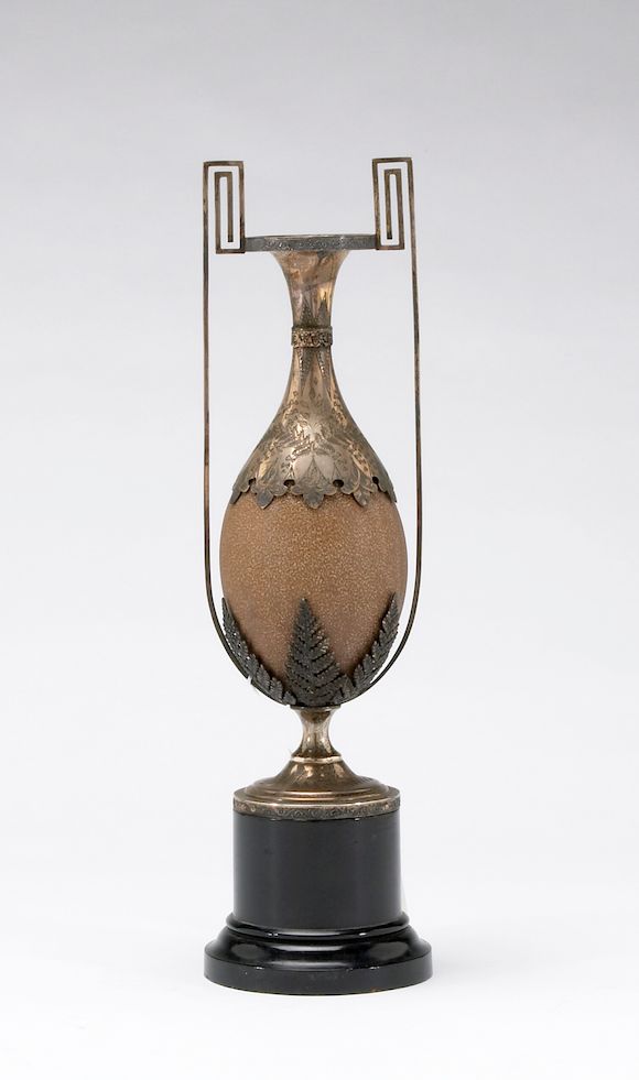 Bonhams : Australian Victorian Silver Mounted Emu Egg as a Souvenir