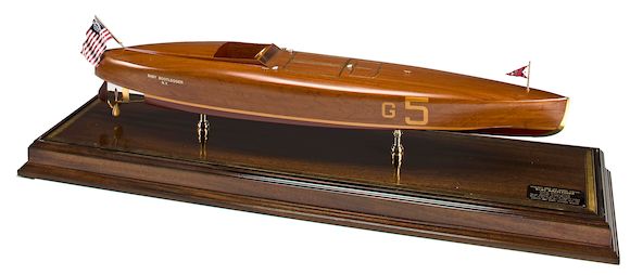 Bonhams : A model of the Gold Cup racer G5 Baby Bootlegger 45 x 14 x 14 ...