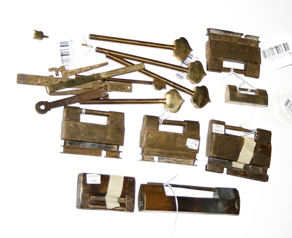Bonhams : A group of Chinese and other Asian metal locks, keys and ...