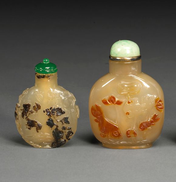 Bonhams : Two agate snuff bottles