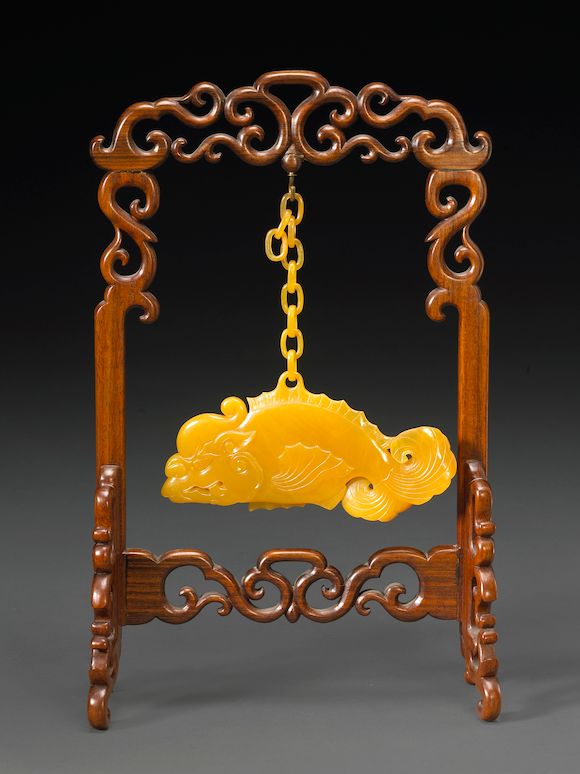 Bonhams : A yellow agate hanging pendant Republic Period