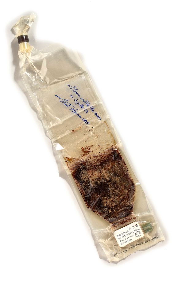 Bonhams : DRINK CARRIED ON APOLLO 13.
