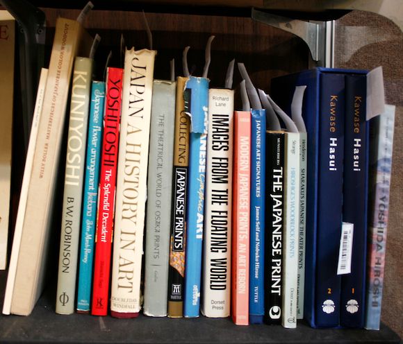 Bonhams : A group of sixteen books on Japanese art