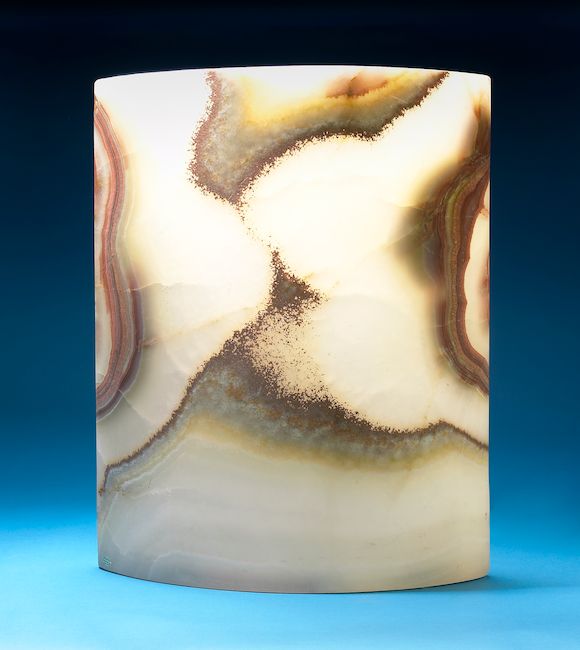 Bonhams : Onyx Light Sculpture