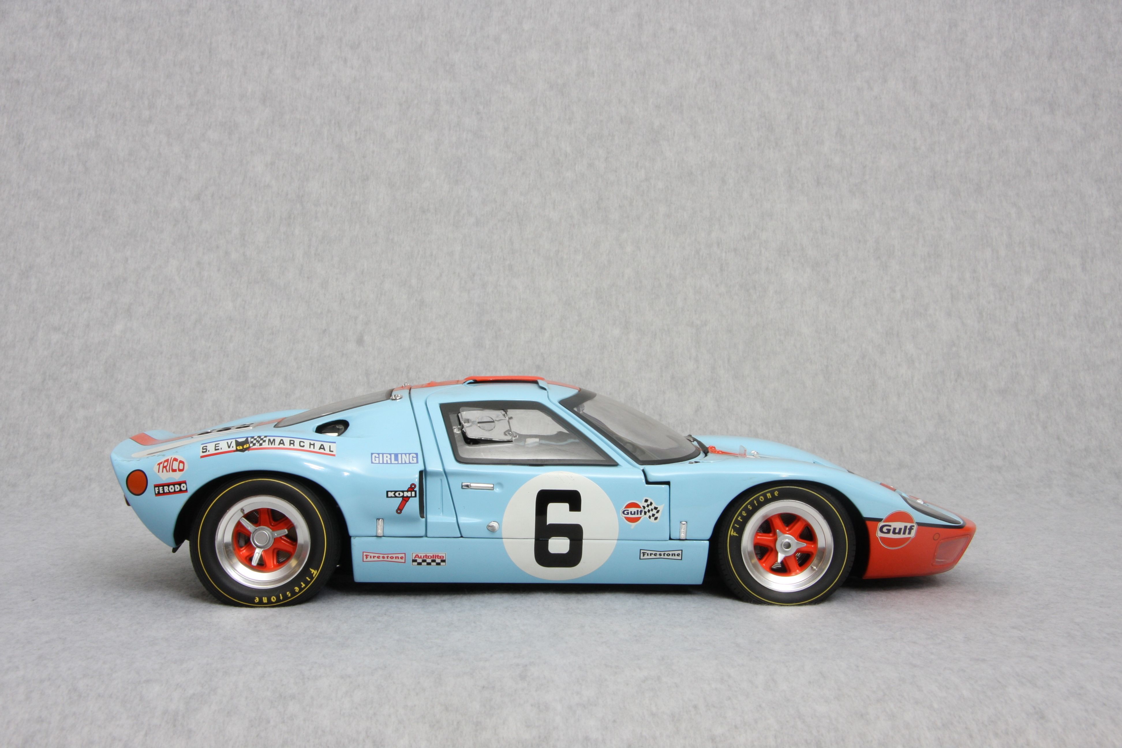 Bonhams Cars : A large scale model of the Ford GT40,