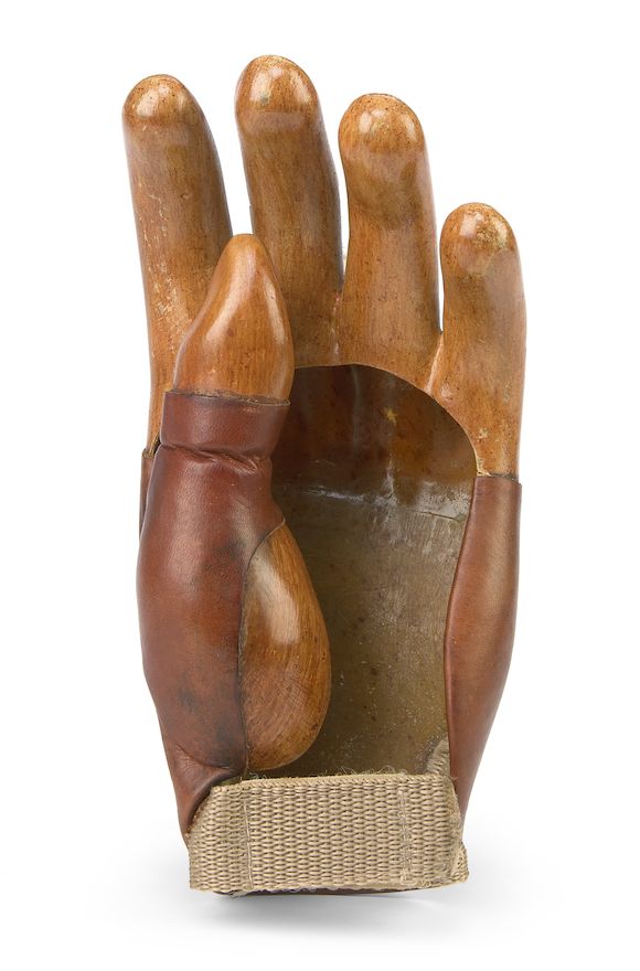 Bonhams : A Nicolas Cage prop hand from "Moonstruck"