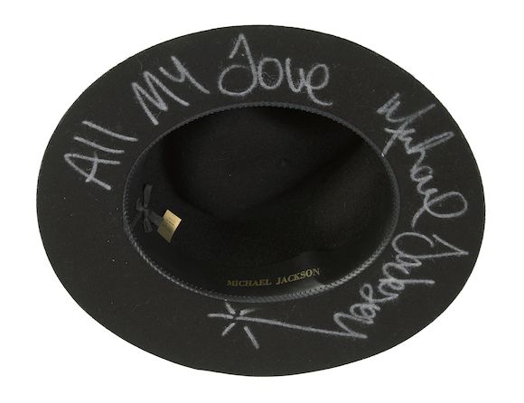 Bonhams : A Michael Jackson signed hat, 1990s