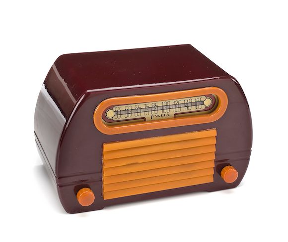 Bonhams : A Fada maroon 652 temple grille radio 1930s