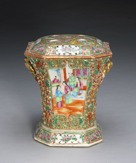 Bonhams : A 'Rose Medallion' export porcelain bough pot 19th Century