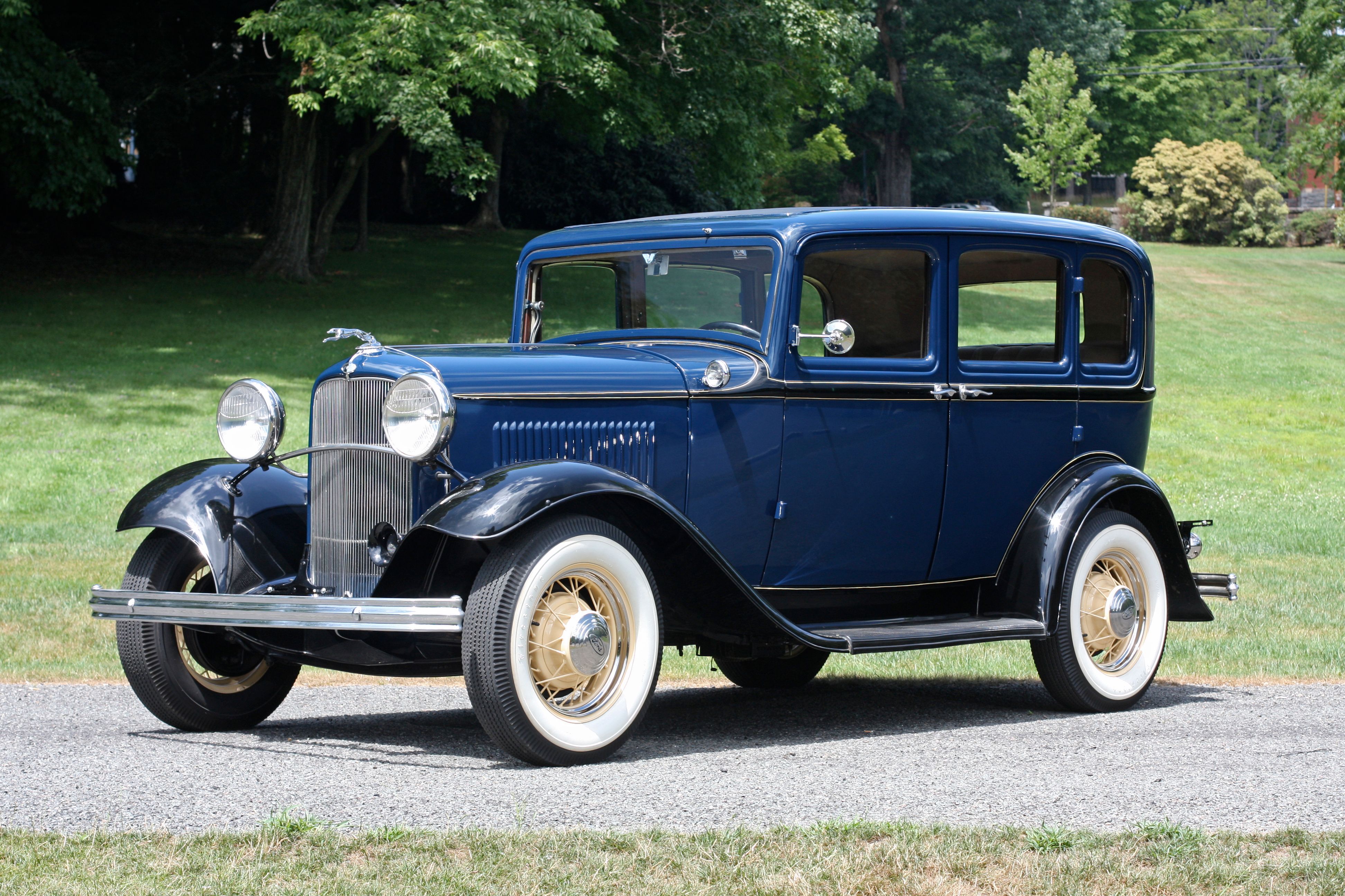 1932 Ford Model B Deluxe Fordor Sedan Chassis no. BB 5175282 - auctions ...
