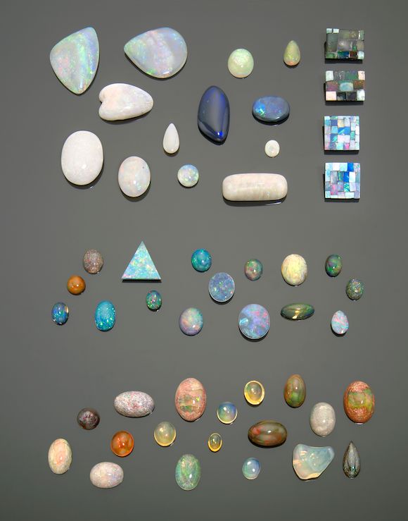 Bonhams : Assorted Collection of Unmounted Opals, Doublets and Intarsias