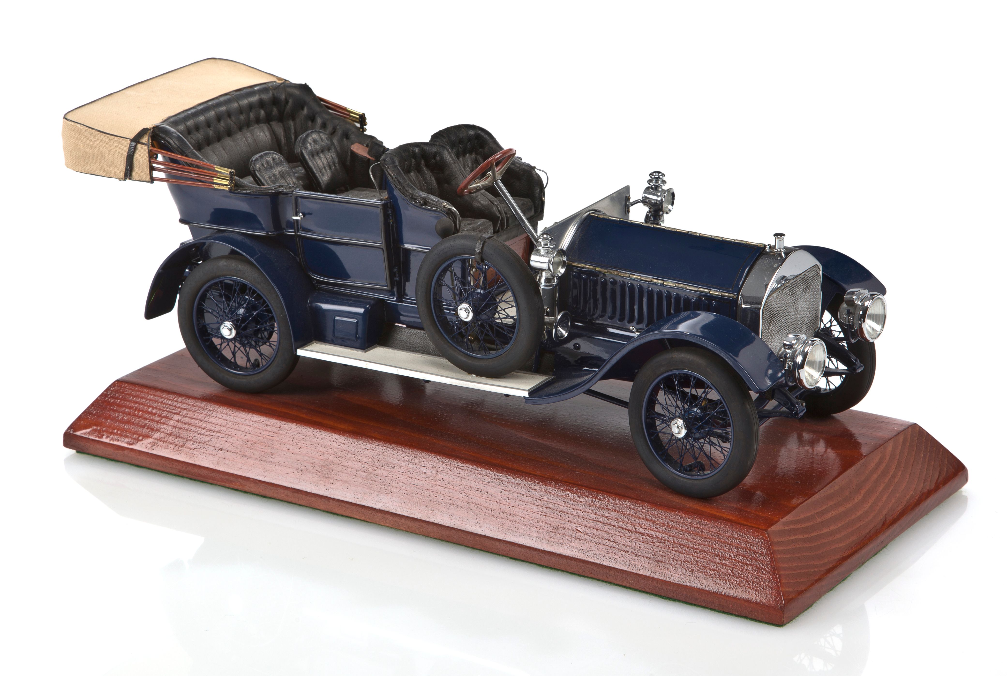 Bonhams Cars : A fine and well detailed scale model of a large horsepower Napier touring car ...