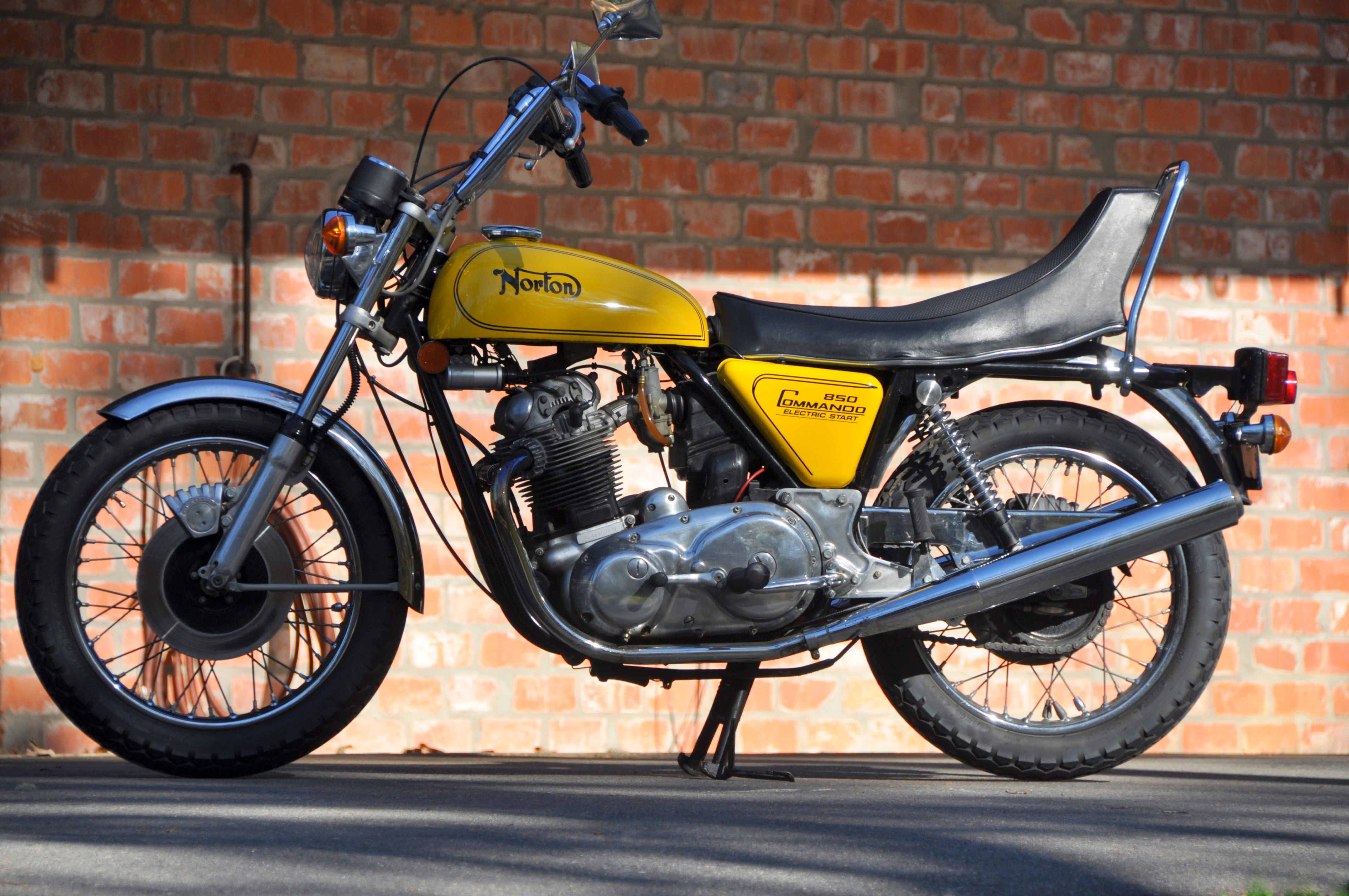 Bonhams Cars : 1975 Norton Commando Hi Rider Frame no. 328088 Engine no ...