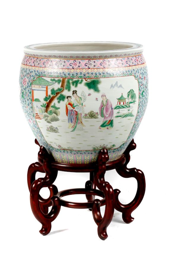 Bonhams : A Chinese famille verte fish tank on rosewood stand