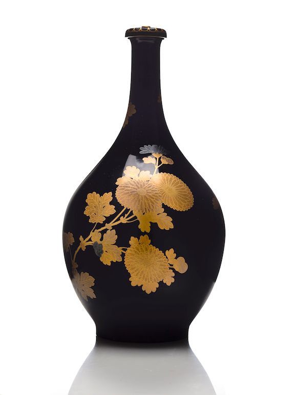 Bonhams : A large Kodaiji-style lacquer tokkuri (sake flask) Edo period ...