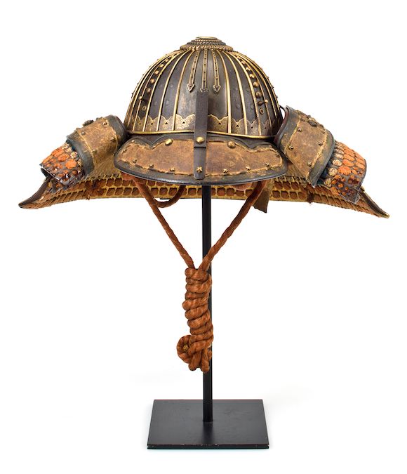 Bonhams : A twenty-eight plate nihojiro suji kabuto Muromachi-Momoyama ...