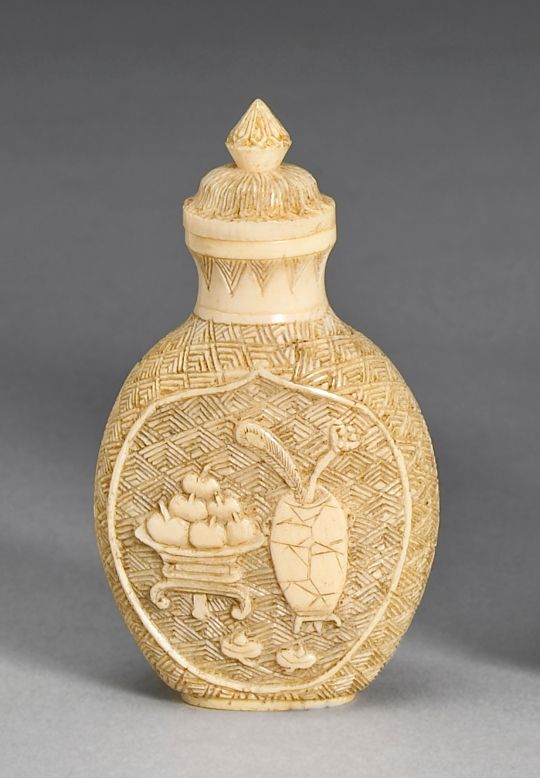 Bonhams : A carved ivory snuff bottle Late 19th Century