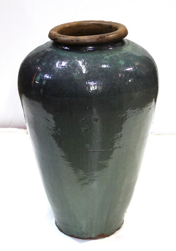 Bonhams : A flambé glazed stoneware jar
