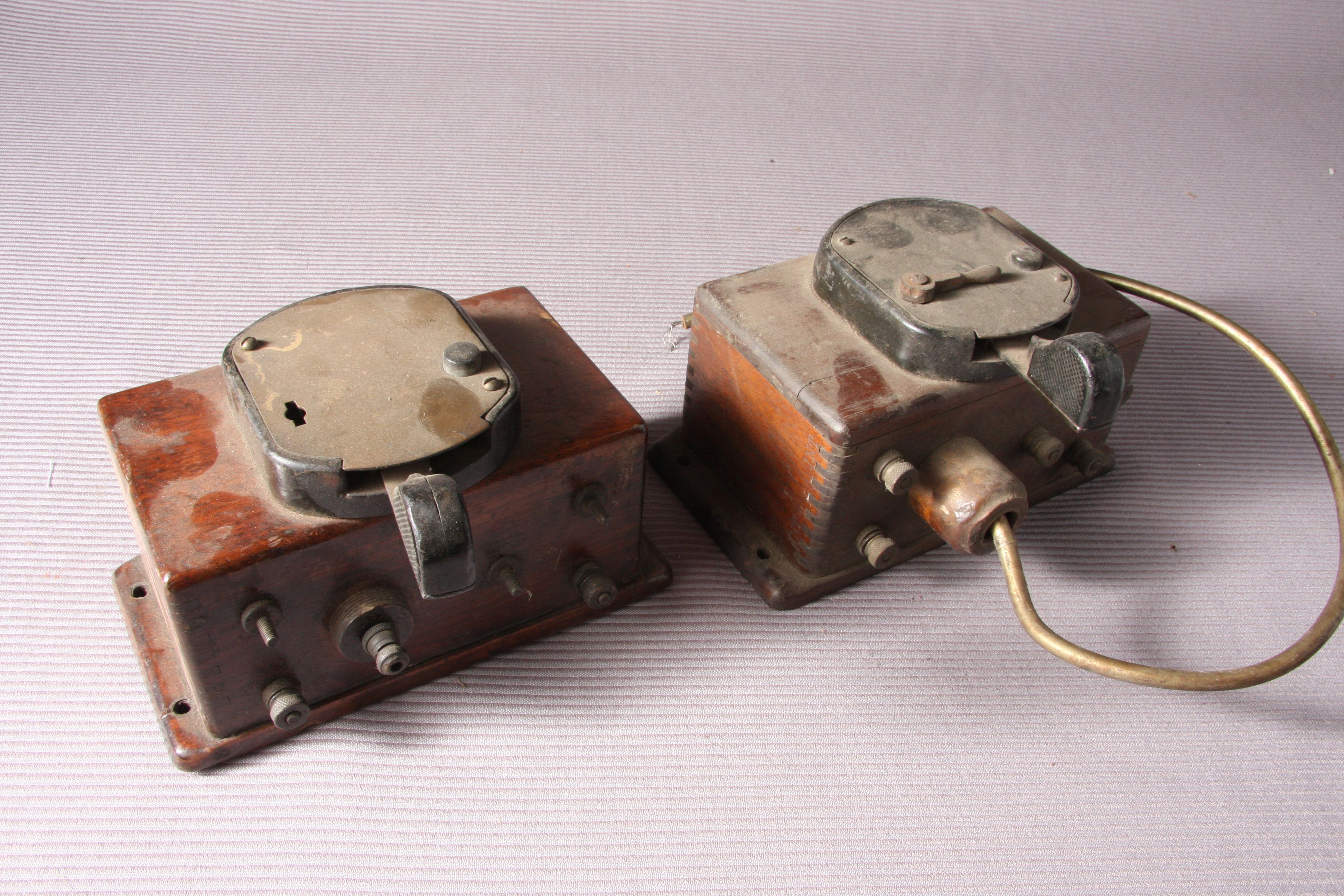 Bonhams Cars : Two Atwater kent coil boxes,