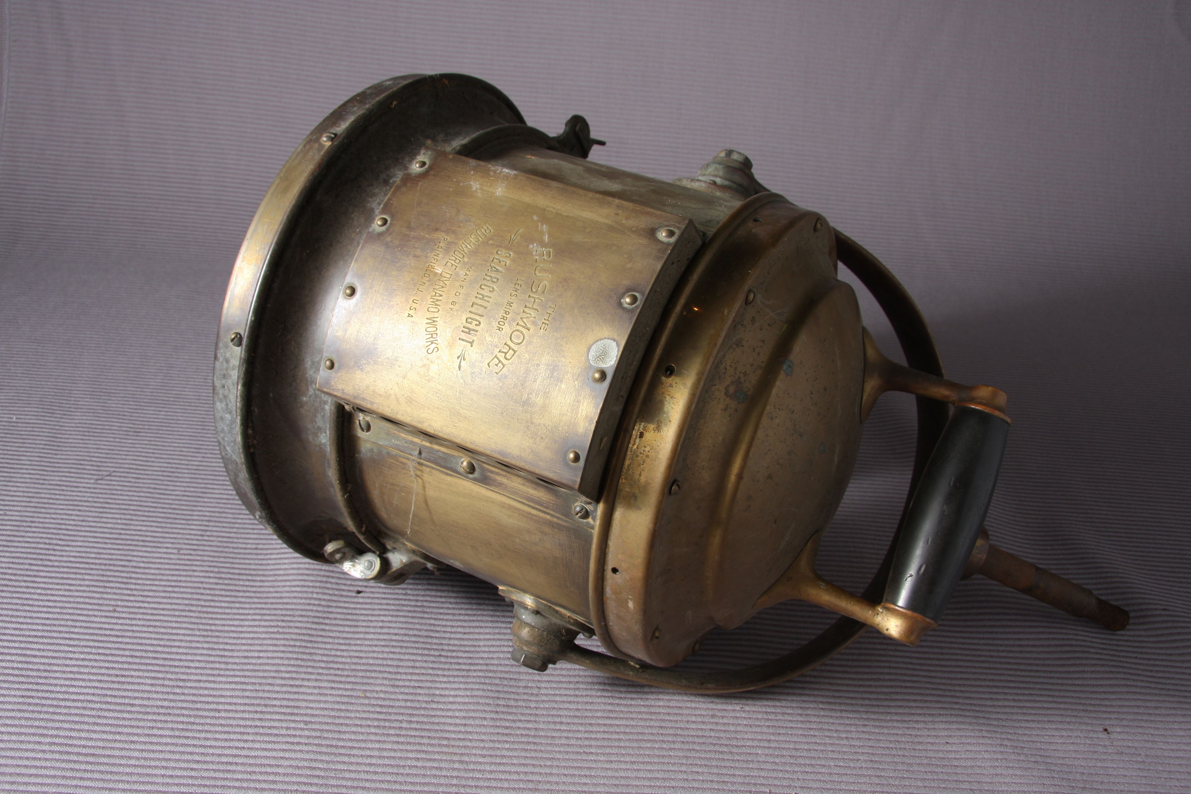 Bonhams Cars : A medium sized Rushmore searchlight,