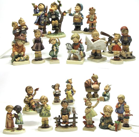 Bonhams : A collection of twenty-eight Hummel porcelain figures