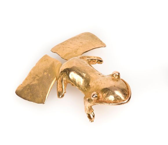 Bonhams : Costa Rican Gold Pendant of a Frog, ca. A.D. 800 - 1200