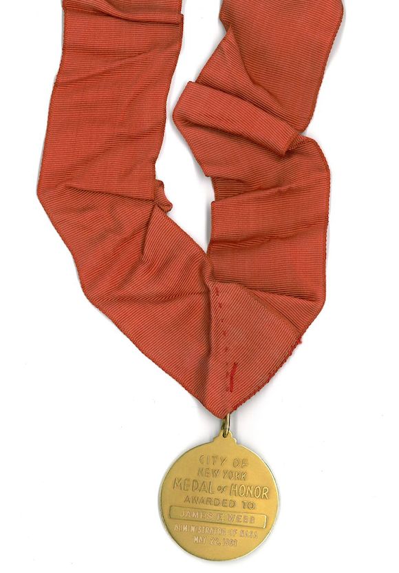 Bonhams : POLITICAL AUTOGRAPHS & MARKS OF APPRECIATION.