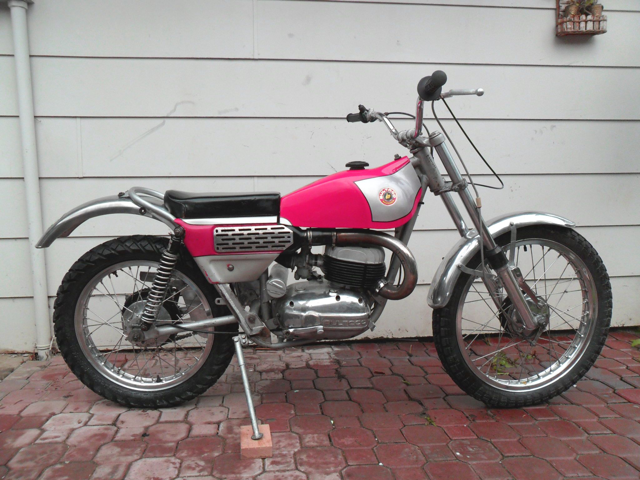 Bonhams Cars : Sammy Miller Replica ,1969 Bultaco Sherpa T Frame no. B ...