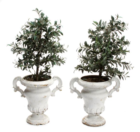 Bonhams : A pair of Italian Neoclassical style garden urns