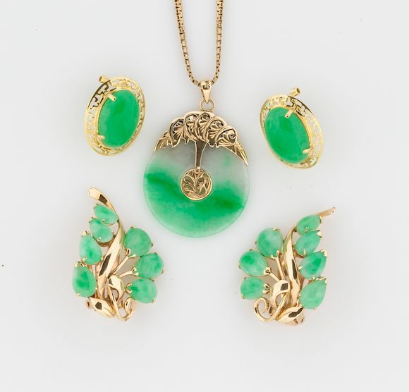 Bonhams : A collection of jadeite jade 14k and 10k gold jewelry