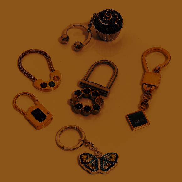 Bonhams : A collection of 6 crystal and semi-precious stone assorted ...