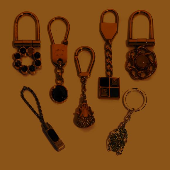 Bonhams : A collection of 7 crystal and semi-precious stone keychains,