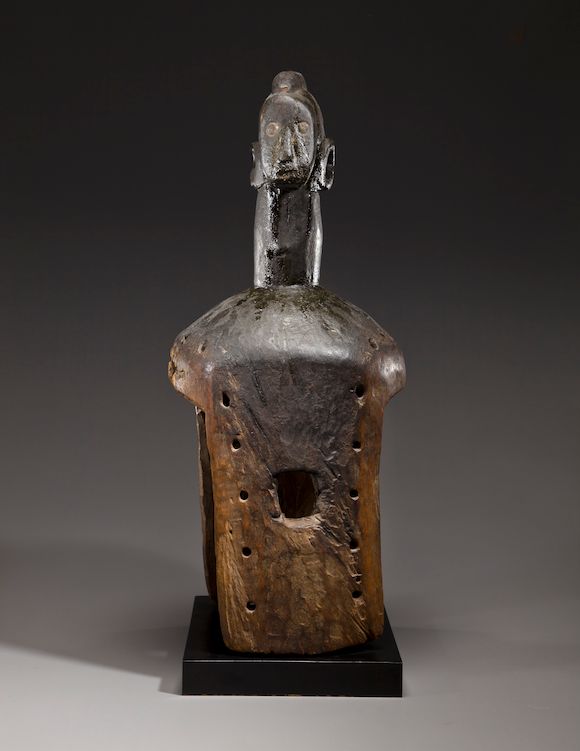 Bonhams : Jukun Vertical Mask, Nigeria