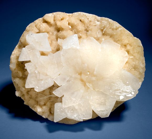 Bonhams : Exceptional Calcite Rose