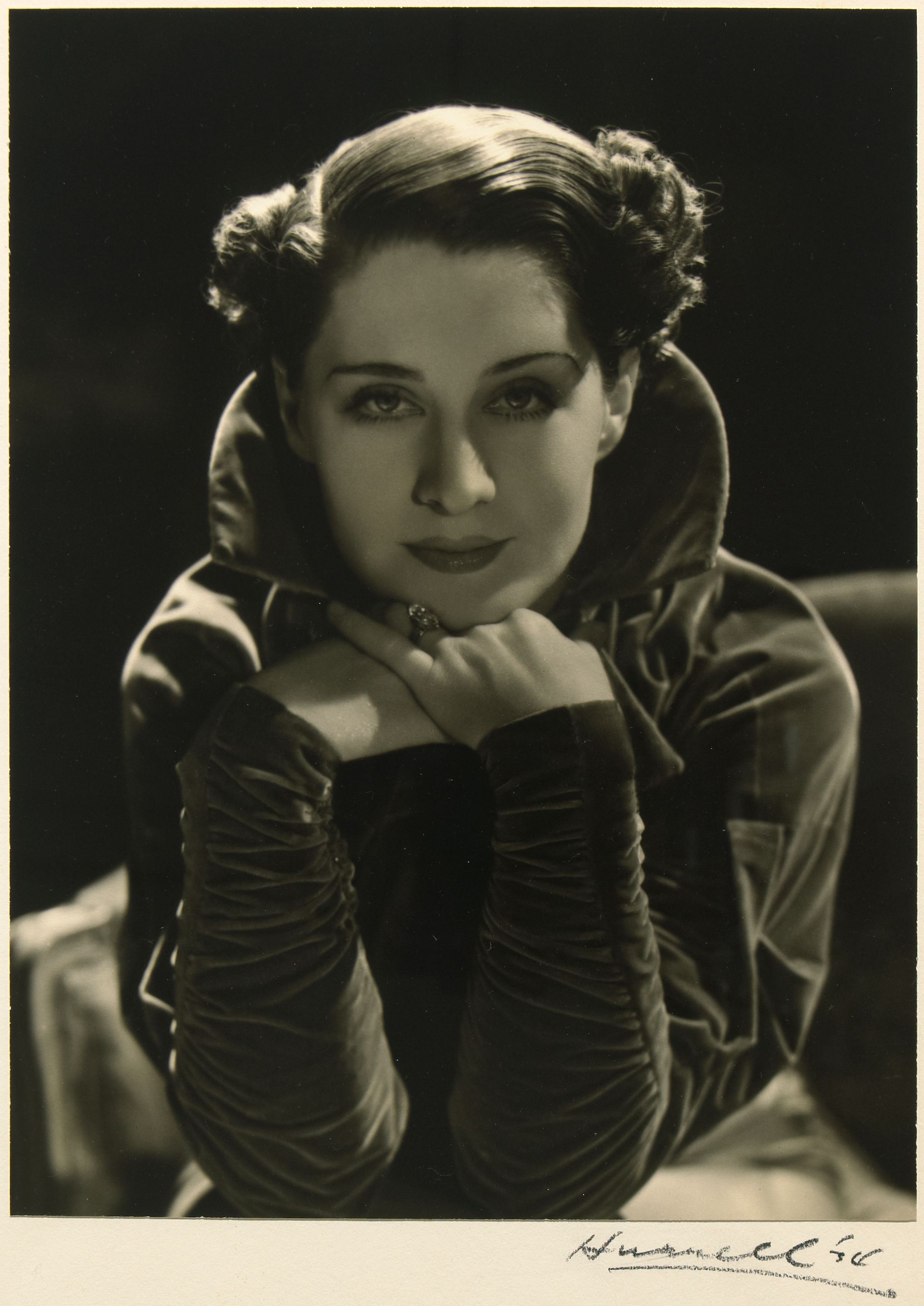 George Hurrell signed portrait of Norma Shearer, 1934 - auctions ...