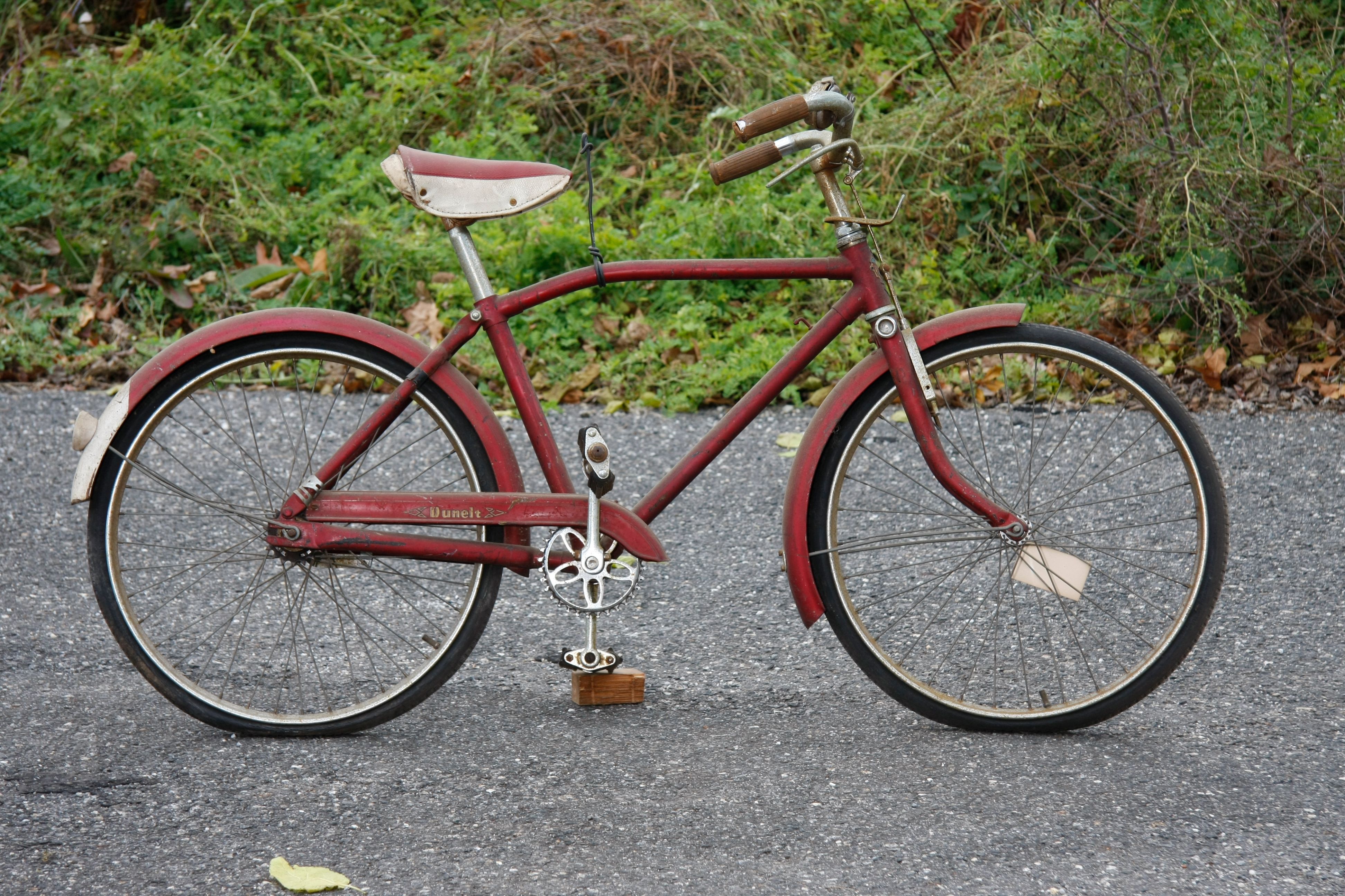 Bonhams Cars : An English-made Dunelt child's bicycle.