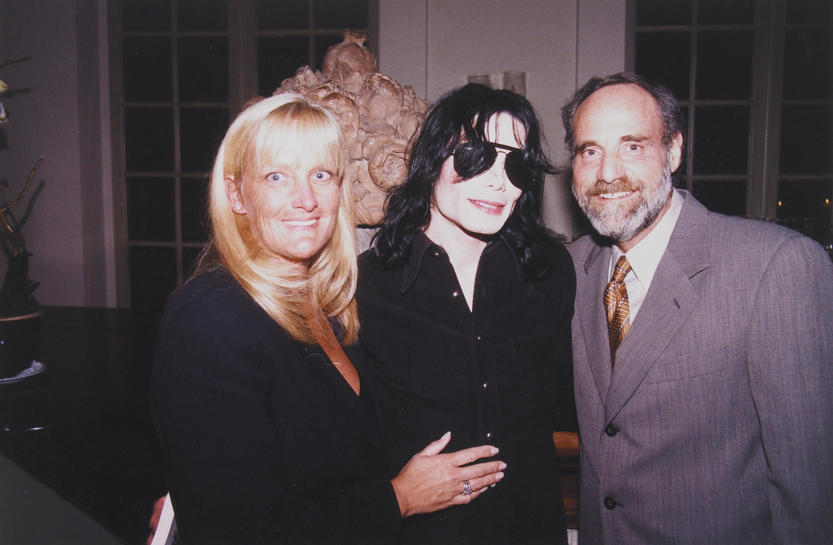 Michael Jackson And Debbie Rowe Wedding Michael Jackson With His Wife