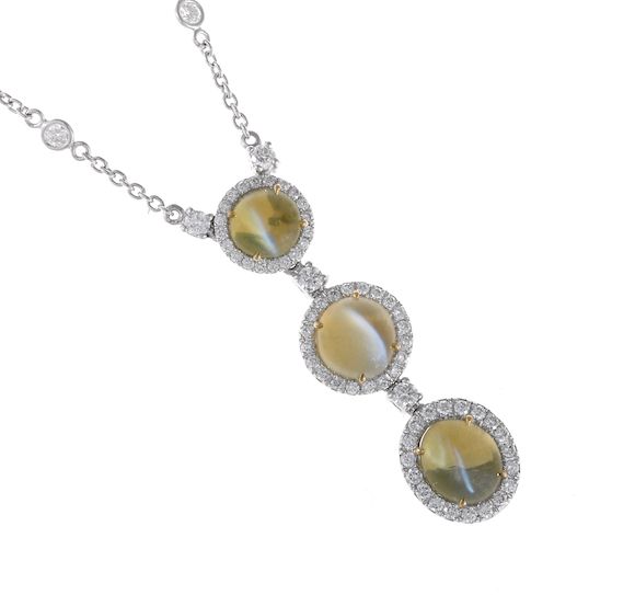 Bonhams : A cat's eye chrysoberyl and diamond necklace
