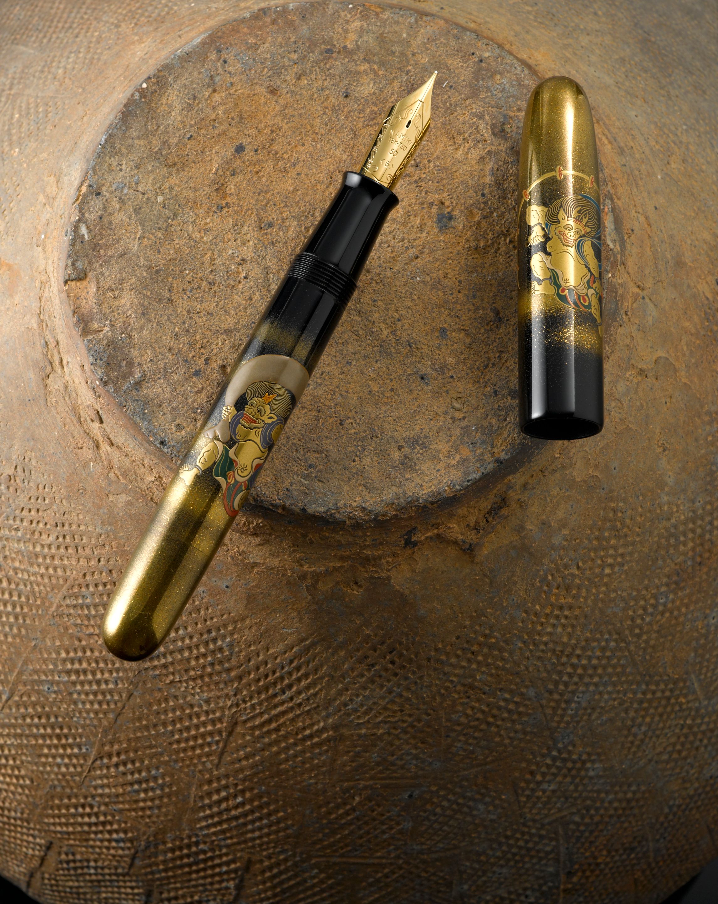 NAMIKI: Thunder God vs Wind God Limited Edition 90 Emperor Fountain Pen ...