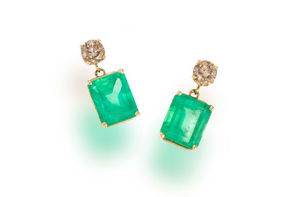 Bonhams : A pair of emerald and colored diamond pendant earrings