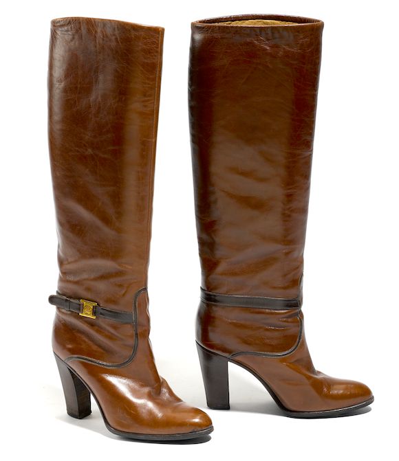 Bonhams : A pair of Gucci cognac boots