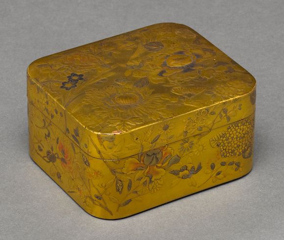 Bonhams : A gilt lacquer small box Meiji period