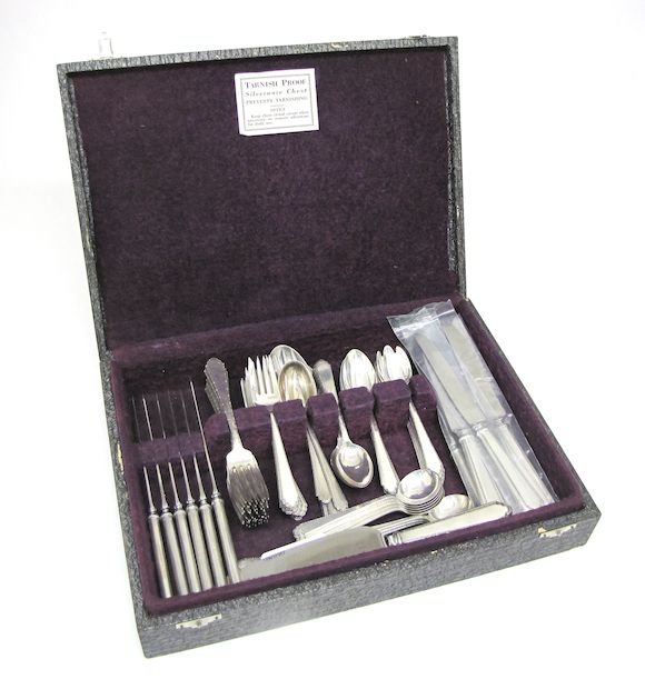 Bonhams : A sterling flatware set, with case Lunt Silversmiths ...